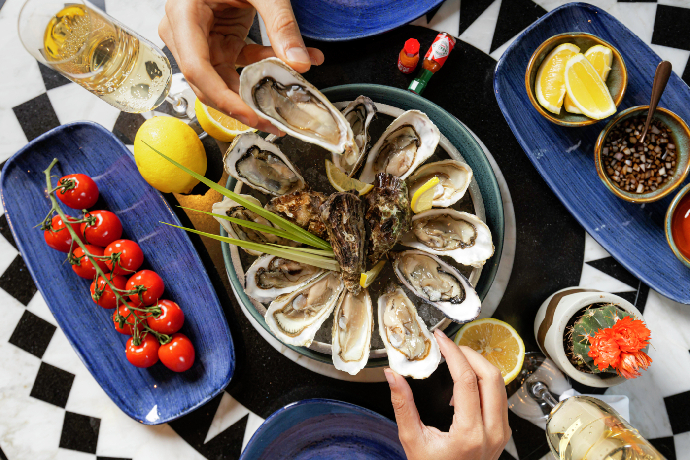 Happy Hour and Shisha at Orange Feels | Hotel Indigo Dubai Downtown